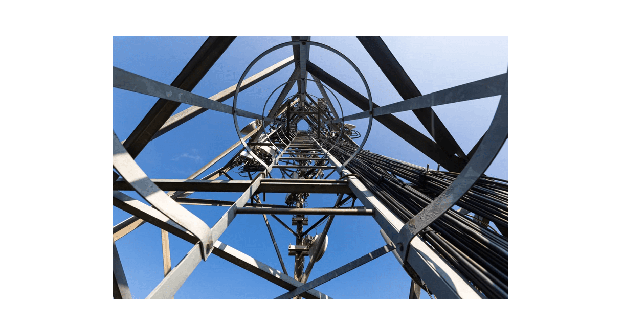 Use of Aerial Fiber Optic Cables in 5G Networks - Elevating Your ...