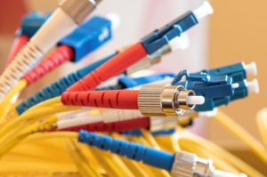 Un guide complet des types OM et OS avec les cordons de brassage ...